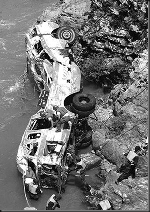 口裂け女の都市伝説は実話？発祥の地や画像・かわいいなど対処法・漫画/映画/ゲームなどの作品まとめ | WONDIA