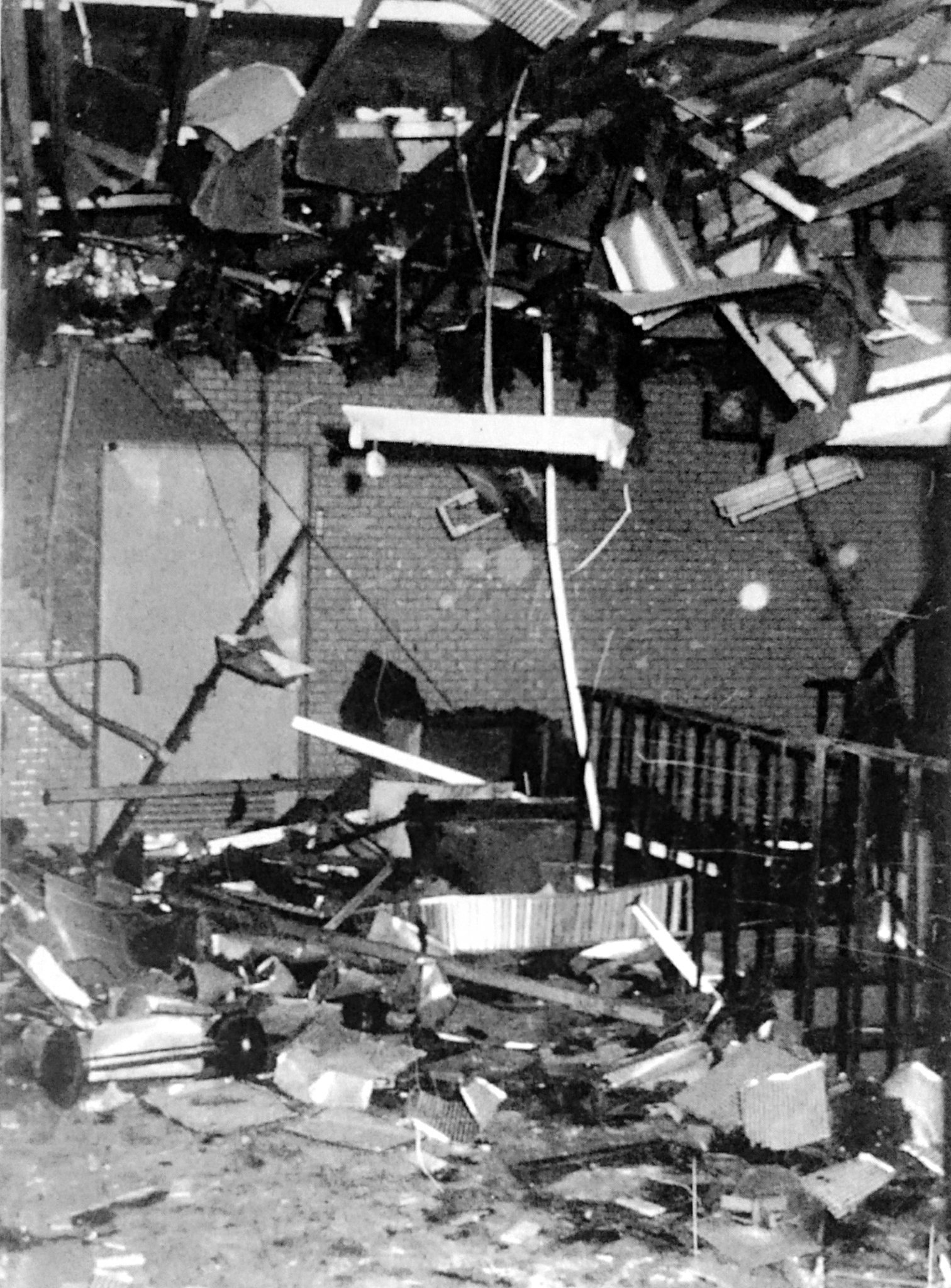 連続企業爆破事件の犯人や指名手配の写真・40年目の真実・現在も総まとめ | WONDIA