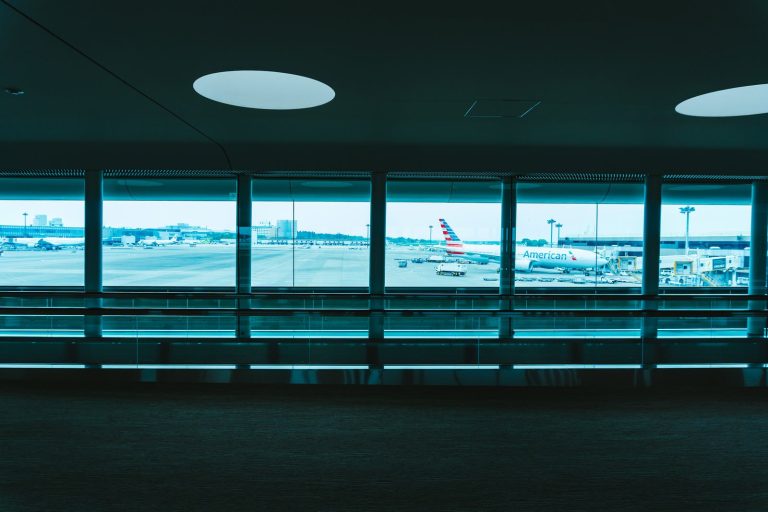 全日空61便ハイジャック事件と犯人/西沢裕司の現在！一橋大学など経歴・家族や結婚・長島機長の死因も総まとめ | WONDIA