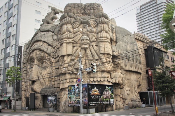 日本のバブル遺産一覧35選！ホテルやマンション・ハコモノをランキングで紹介 | WONDIA