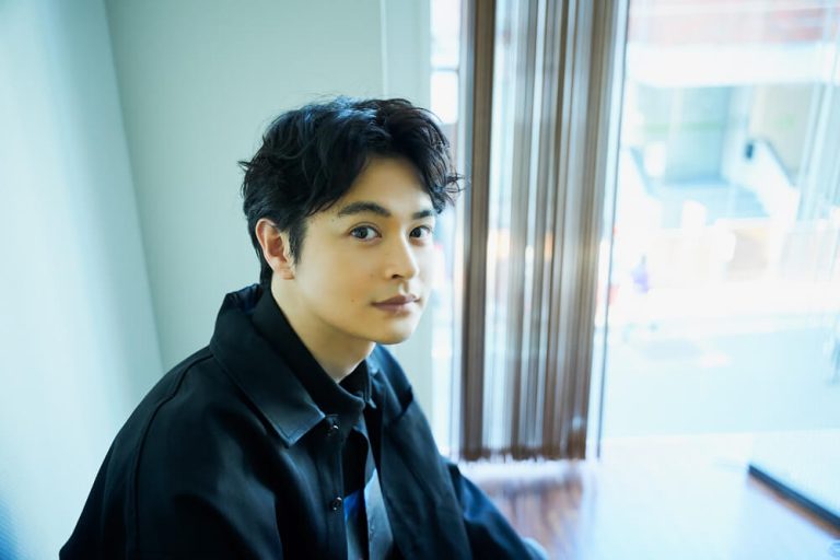 オカルト好きの芸能人/有名人42選・衝撃度ランキング【最新決定版】 | WONDIA