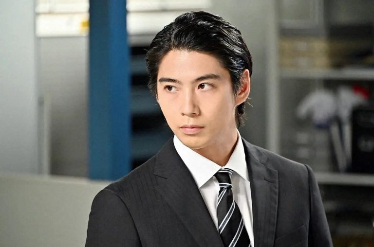 オカルト好きの芸能人/有名人42選・衝撃度ランキング【最新決定版】 | WONDIA