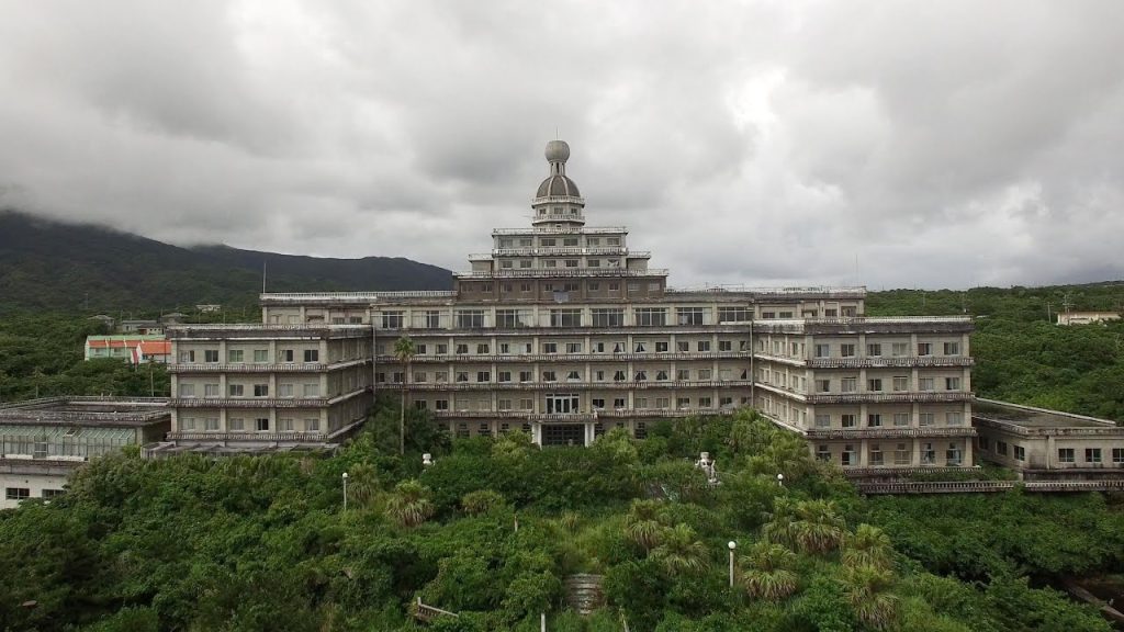 日本のバブル遺産一覧35選！ホテルやマンション・ハコモノをランキングで紹介 | WONDIA