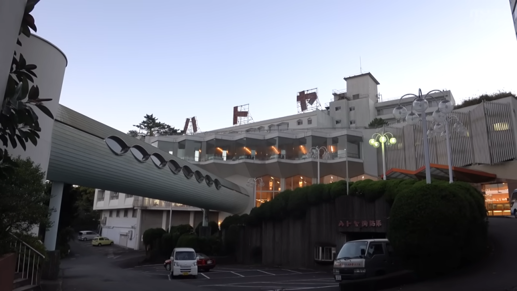 ハトヤホテル(伊東温泉)の現在！料金と霊視・閉館や事件と心霊の噂も総まとめ | WONDIA