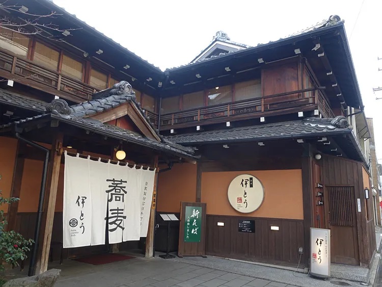 中村遊廓の現在！歴史と地図・大門や遊び方・心霊現象や事件を総まとめ | WONDIA